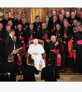 Bento XVI destaca urgência de evangelizar mundo secularizado - Notícias