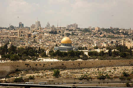 Igreja organiza Coleta para ajudar fiéis da Terra Santa