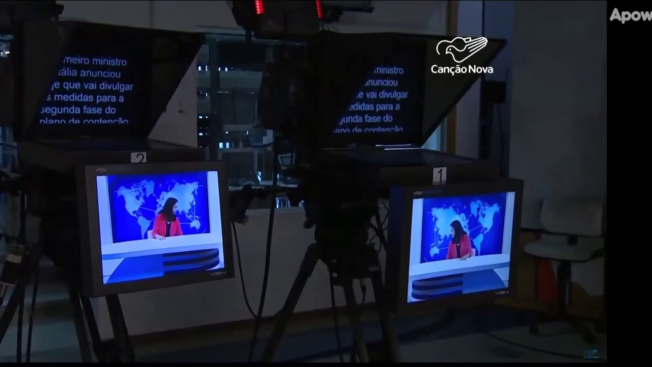 TV brasileira completa 70 anos e se reinventa na pandemia