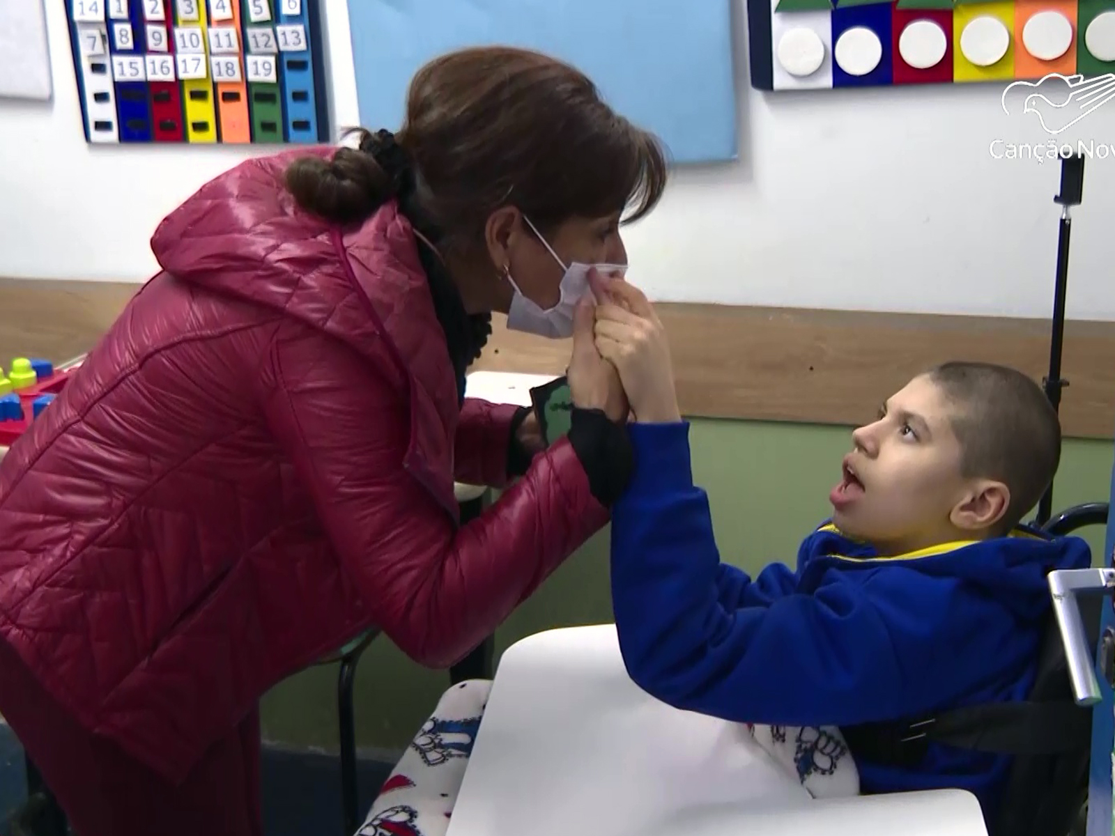 Associação cuida há 30 anos de pessoas com deficiências múltiplas