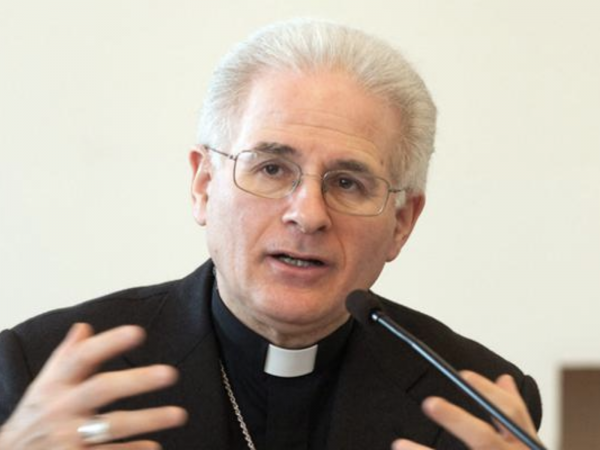 Dom Mariano Crociata é o novo presidente da Comece