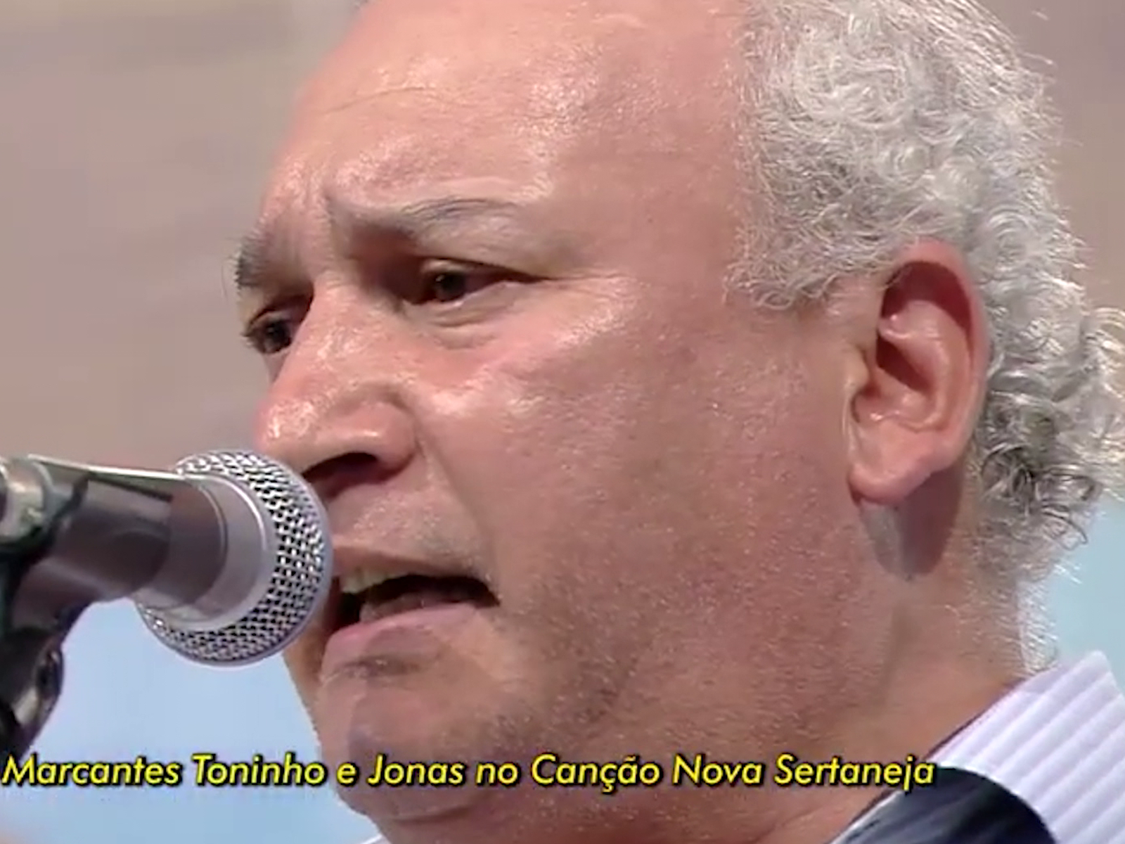 Sepultado corpo do cantor católico sertanejo Jonas Fernandes Castro