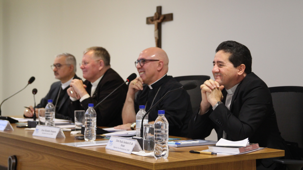 Novo Consep encerra primeira reunião abordando o Plano Quadrienal