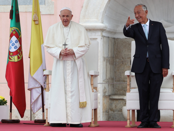 Papa já está em Portugal para a JMJ; veja compromissos de hoje