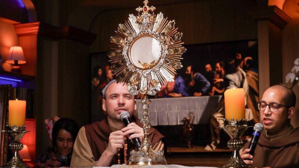 40 dias com São Miguel: Frei Gilson e fiéis contam experiência de oração