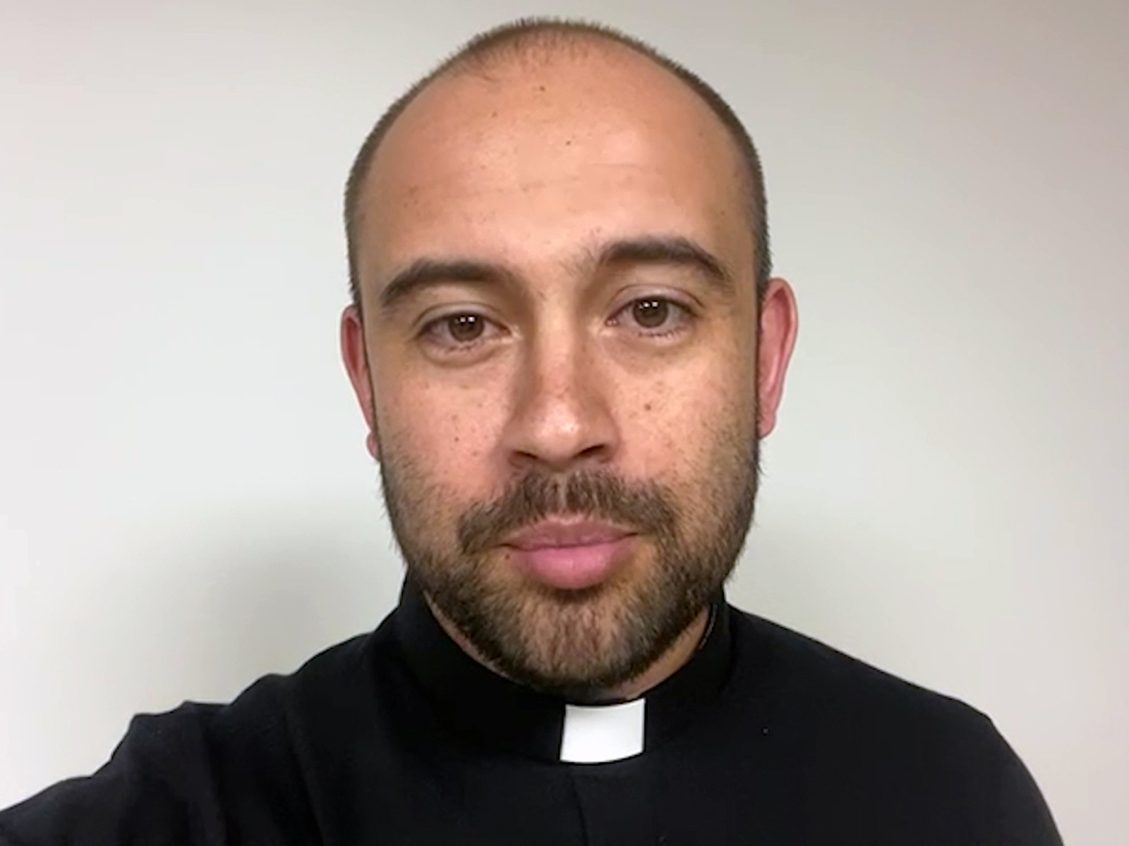 Padre Tiago Camargo fala dos diversos dons e carismas na igreja