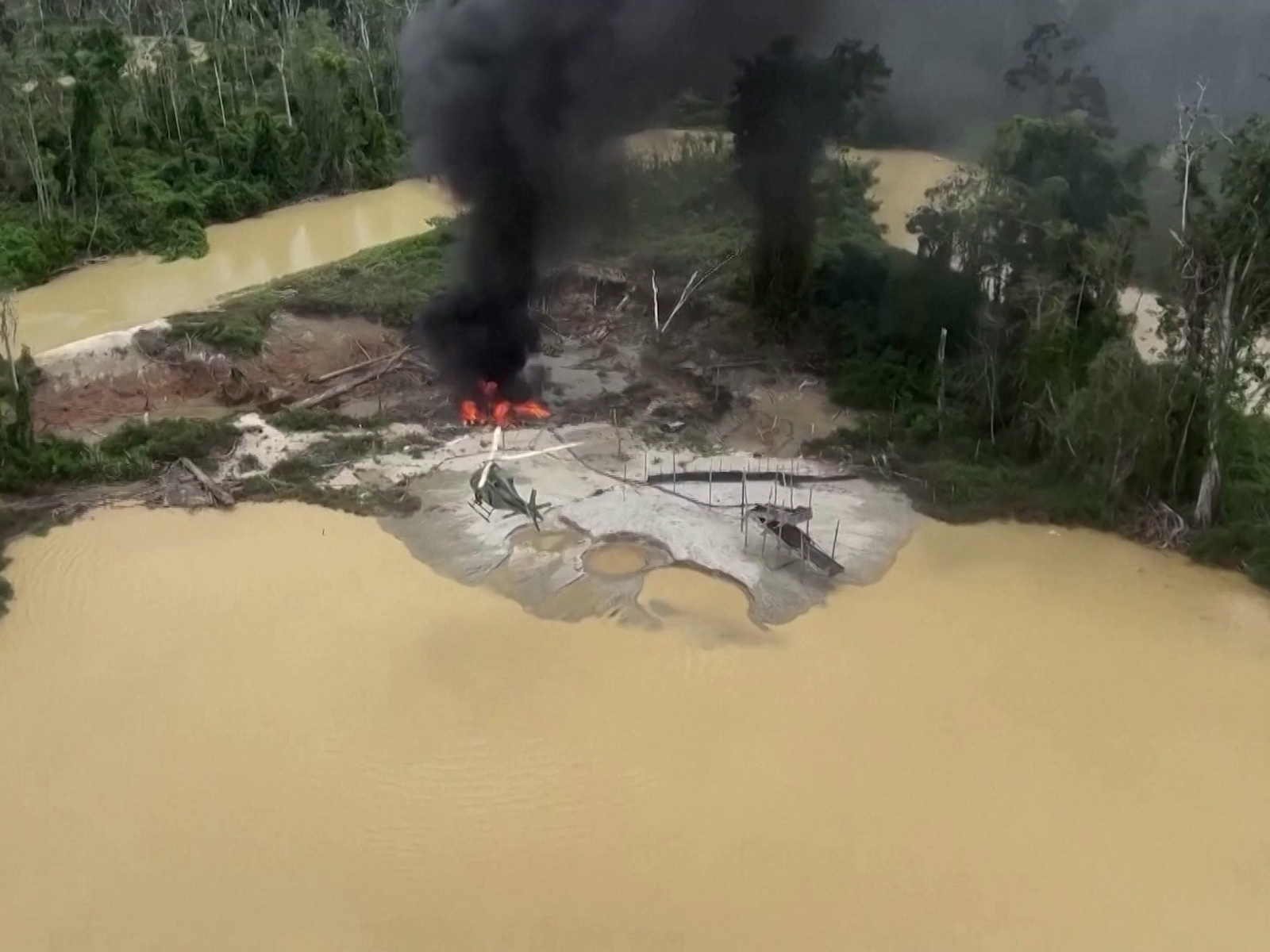 Garimpo ilegal volta a crescer e castigar povo indígena na Amazônia