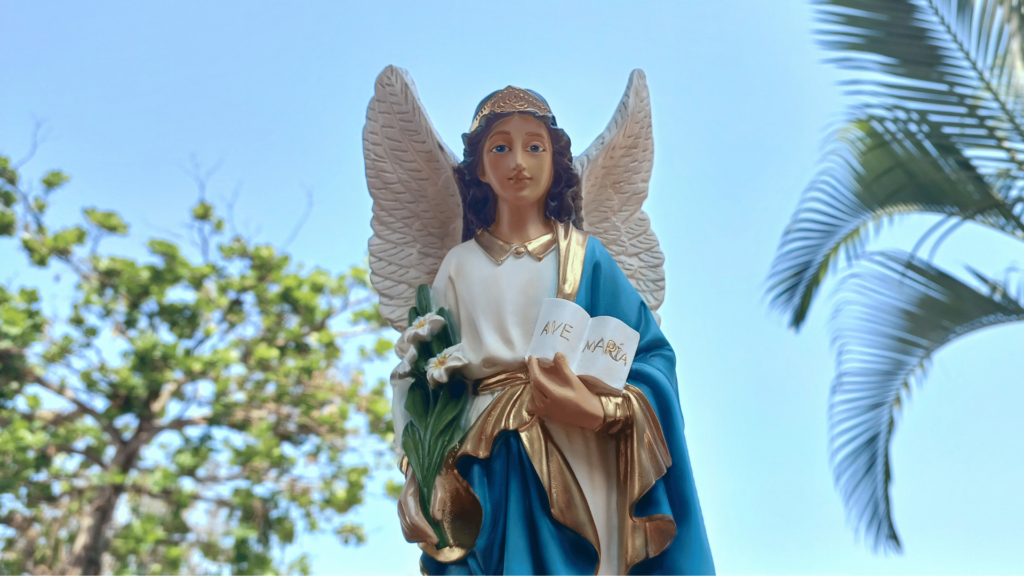 “São Gabriel transmite graça do Espírito Santo de fortaleza”, afirma padre