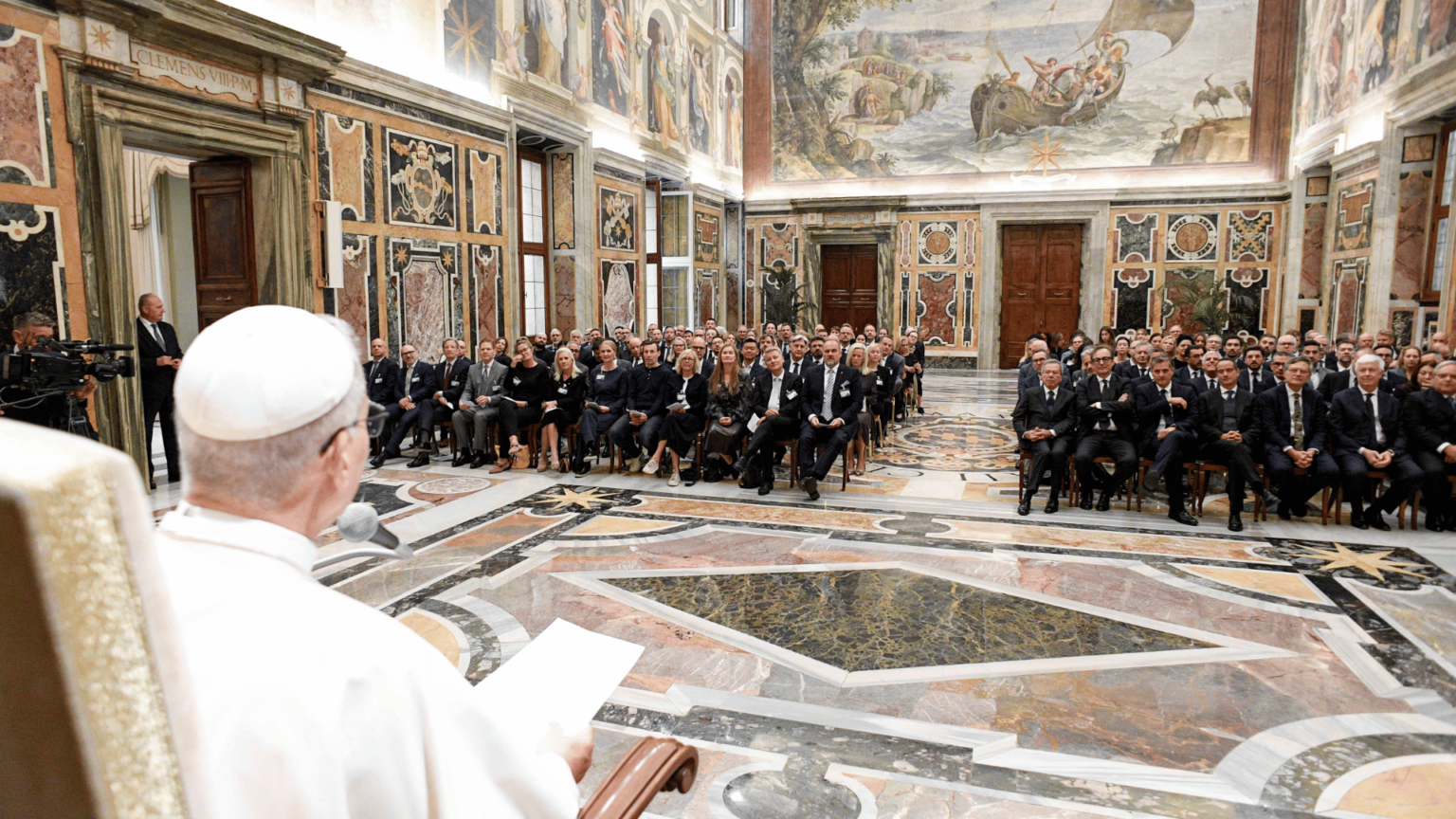 Papa: a informação é um bem público que todos devemos proteger