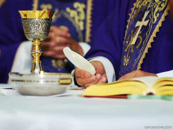 Hóstia: O que a palavra lhe sugere e representa?