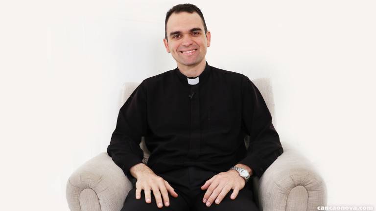 Padre Sebastião fala sobre a missão de ser sacerdote