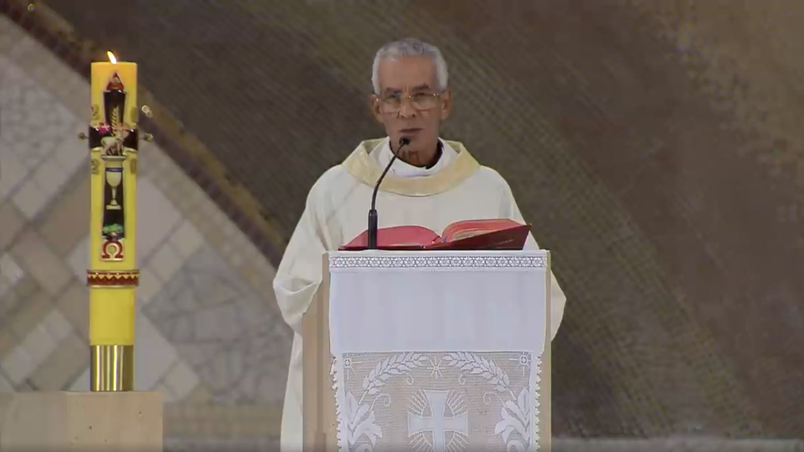 O nome de Jesus tem poder sobre todo mal - Padre Vagner Baia (23/05 ...