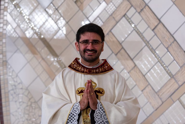 Conheça a história do padre Ricardo Rodolfo, vice-reitor do Santuário ...