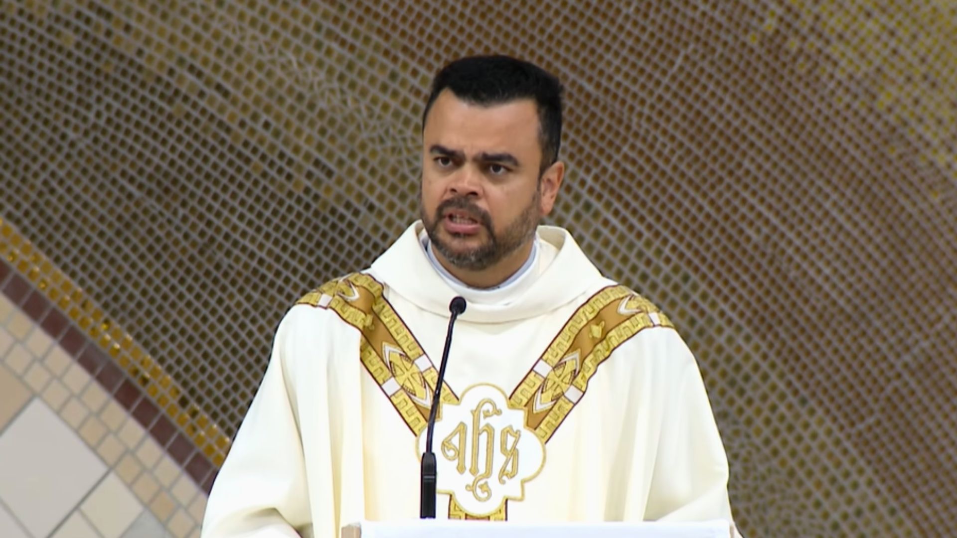 Homilia da Santa Missa - Padre Eder Brito - 17/11/2025 - Santuário do ...