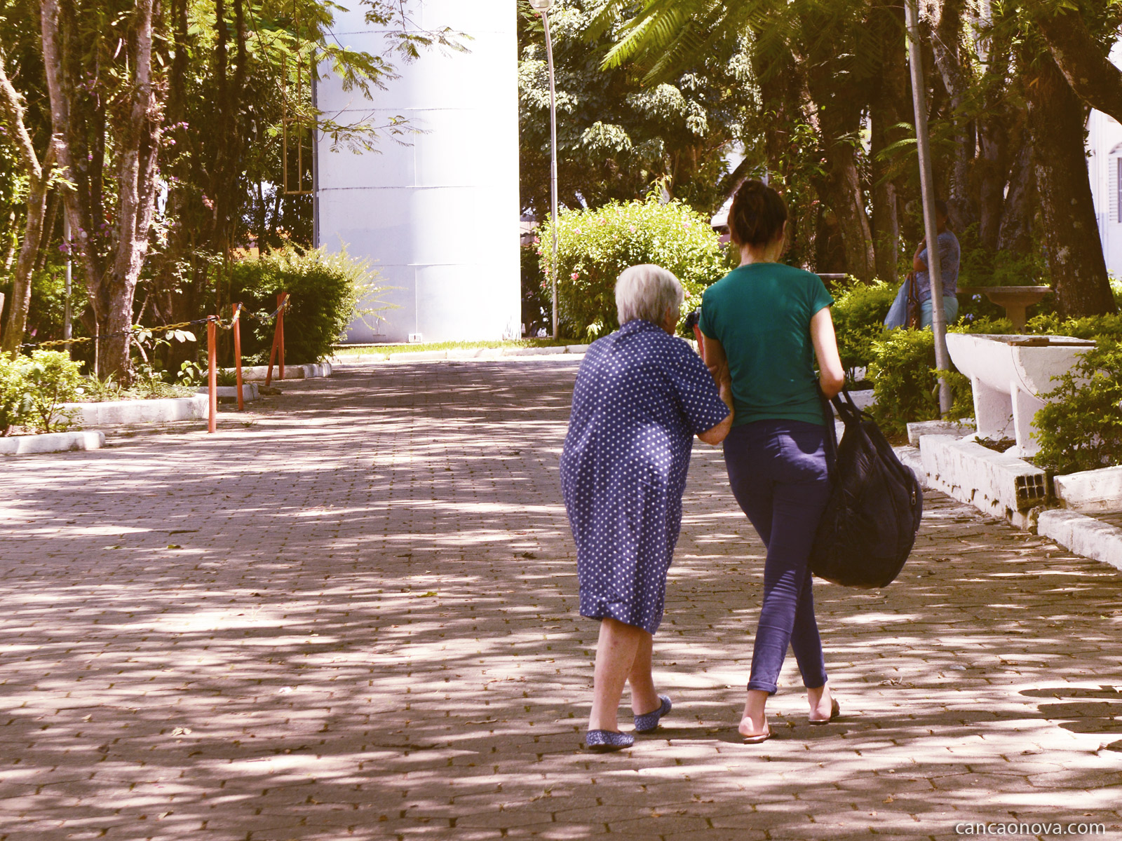 A cordialidade é o princípio da harmonia entre as pessoas