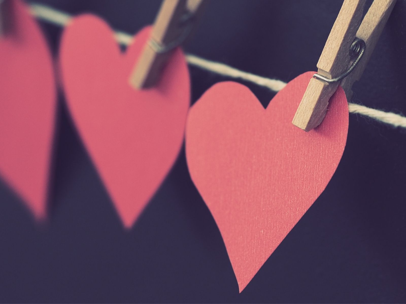 O amor supera a dificuldade; o amor nos faz seguir em frente