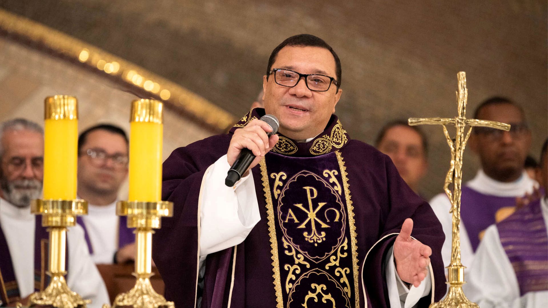 Viva o princípio do carisma Canção Nova com coragem